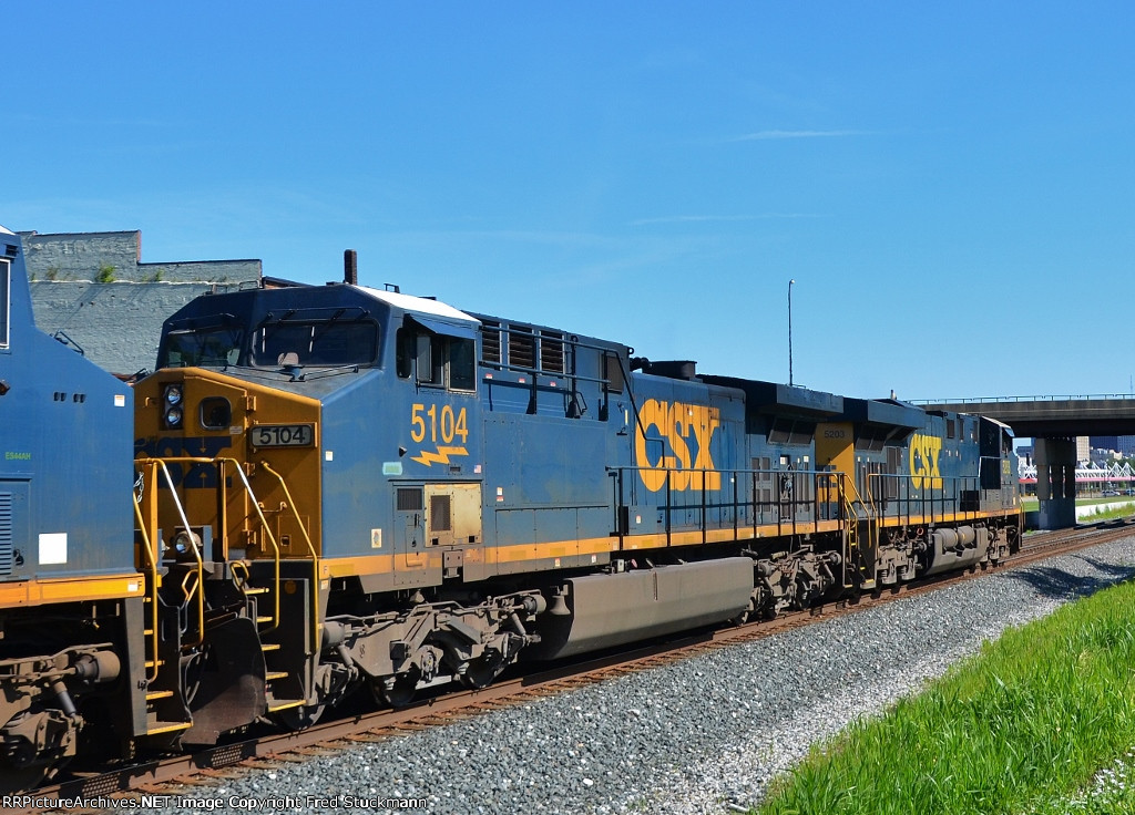 CSX 5104